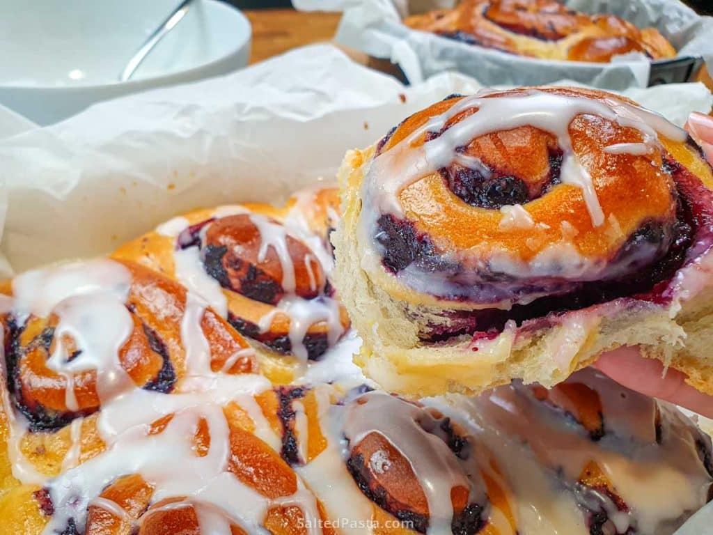 Blueberry Rolls (Tangzhong Method) - SaltedPasta